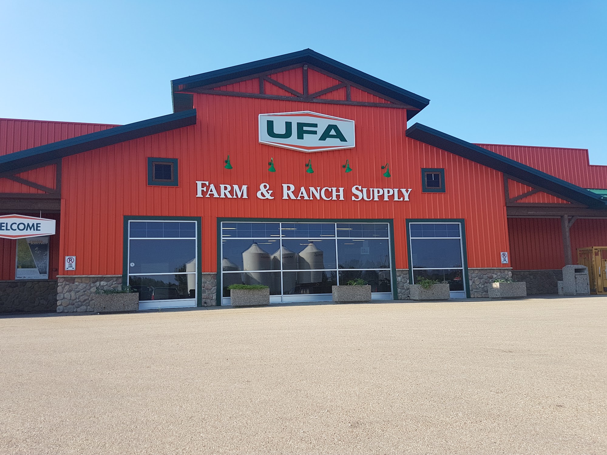STETTLER UFA FARM & RANCH SUPPLY STORE - Stettler AB - Hours ...