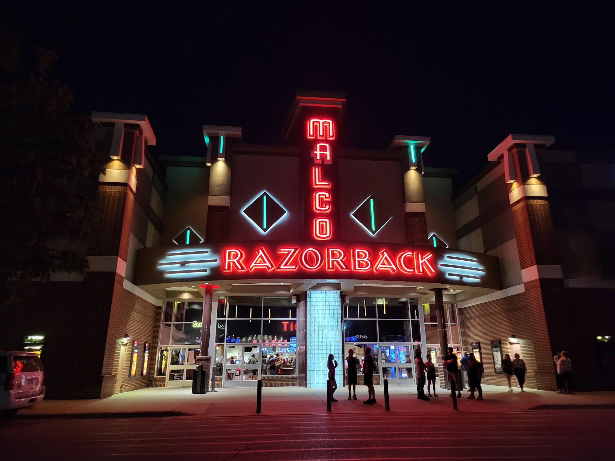 MALCO RAZORBACK CINEMA GRILL & IMAX - Fayetteville AR - Hours ...