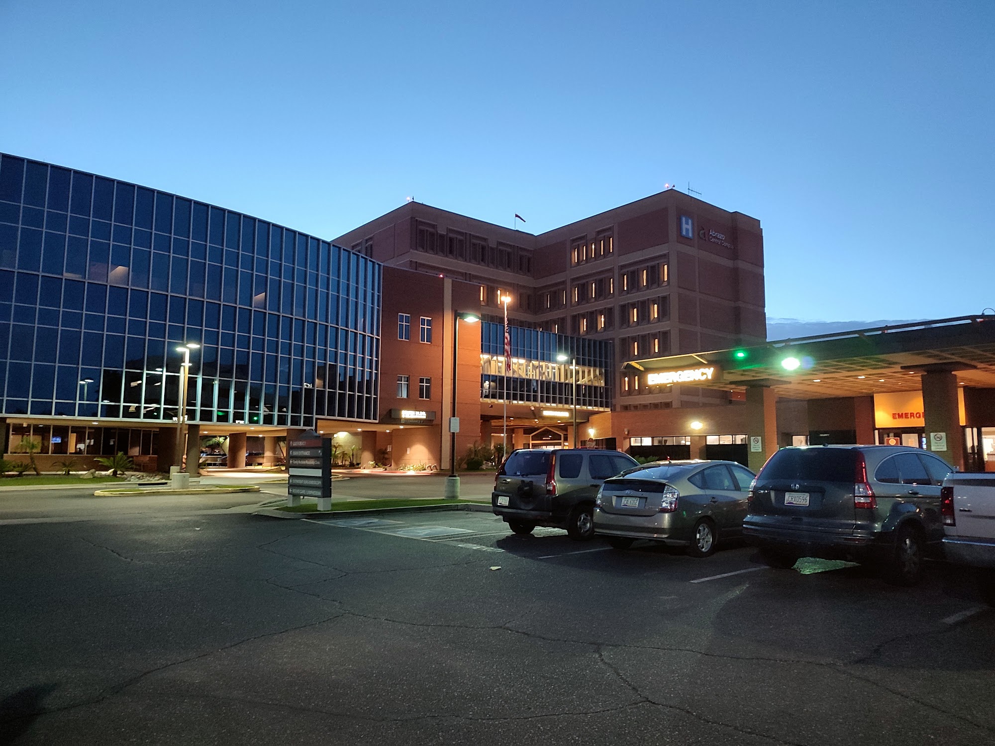 ABRAZO CENTRAL CAMPUS - Phoenix AZ - Hours, Directions, Reviews ...