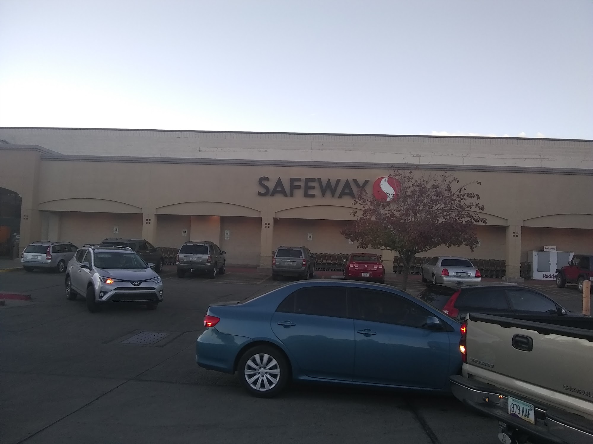 SAFEWAY - 900 W Deuce Of Clubs, Show Low AZ - Hours, Directions ...