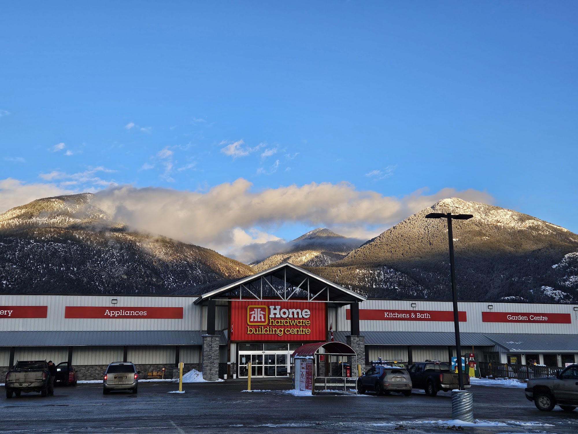 INVERMERE HOME HARDWARE BUILDING CENTRE - Invermere BC - Hours ...