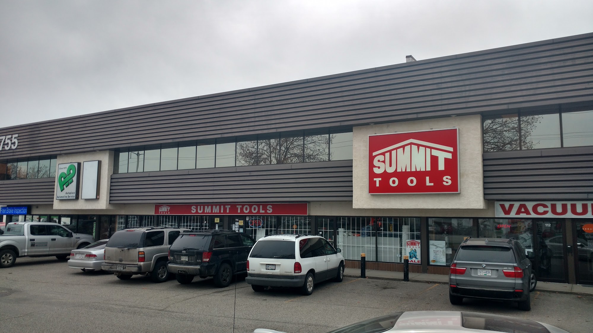 SUMMIT TOOLS - Kelowna BC - Hours, Directions, Reviews - Loc8NearMe