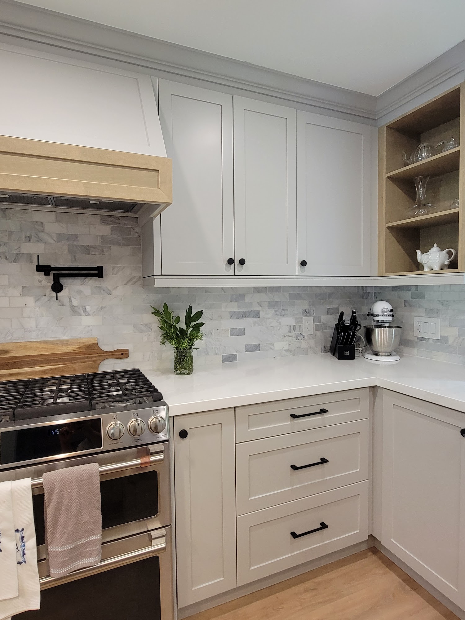 MARATHON HARDWARE - Surrey BC - Hours, Directions, Reviews - Loc8NearMe