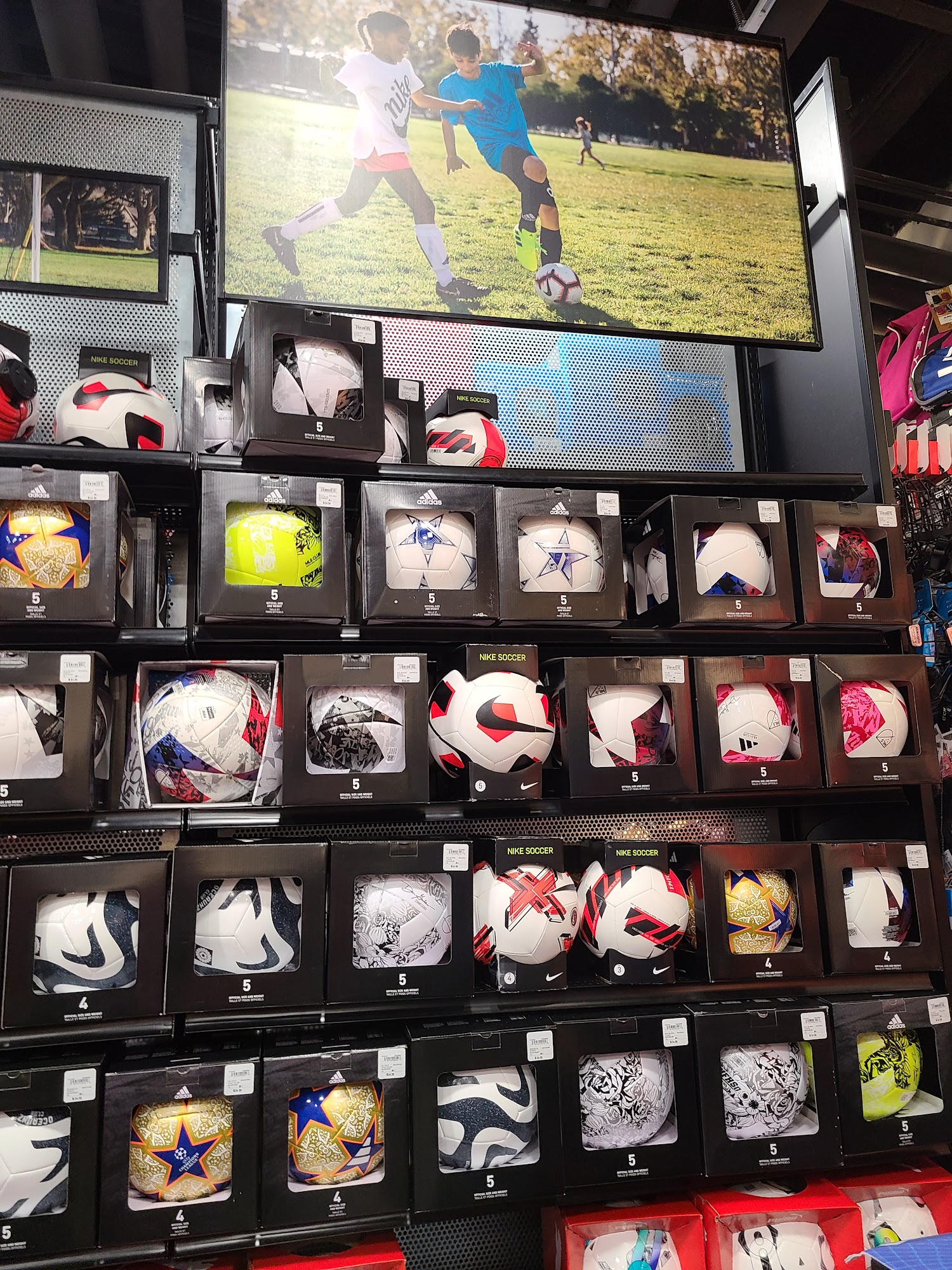 SPORT CHEK - Victoria BC - Hours, Directions, Reviews - Loc8NearMe