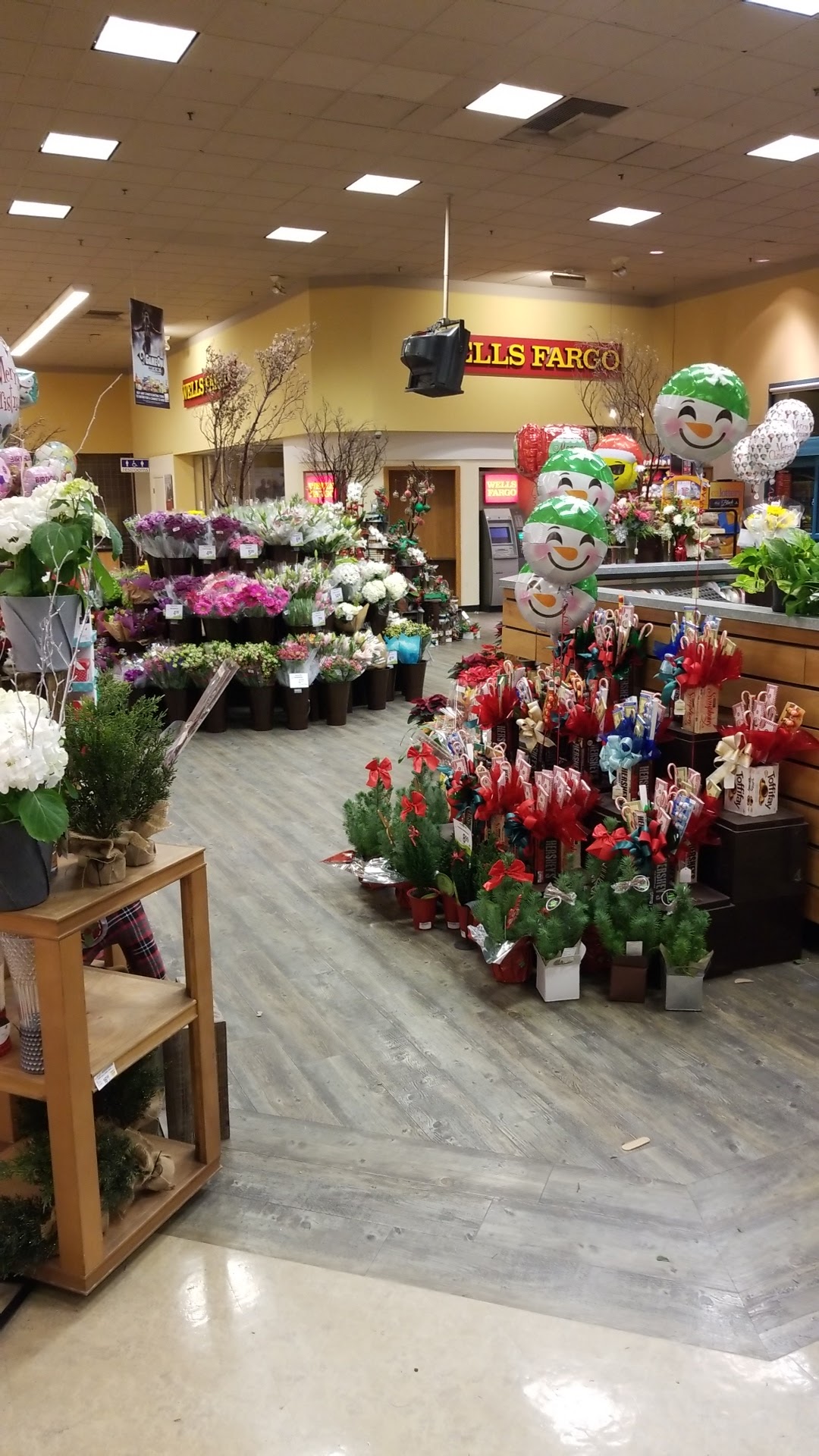 VONS - 4500 Coffee Rd, Bakersfield CA - Hours, Directions, Reviews ...