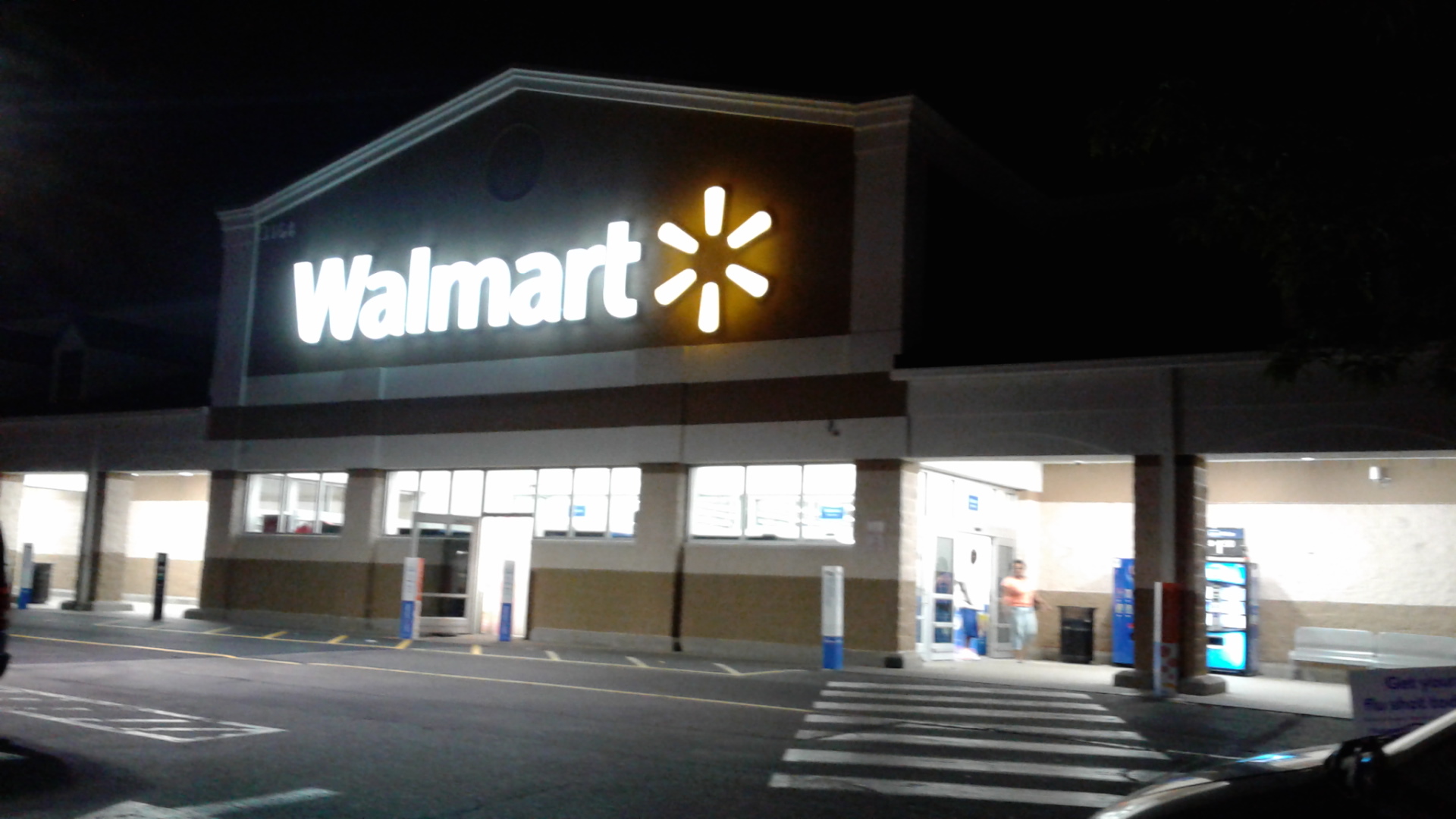 WALMART - 3164 Berlin Turnpike, Newington CT - Hours, Directions ...
