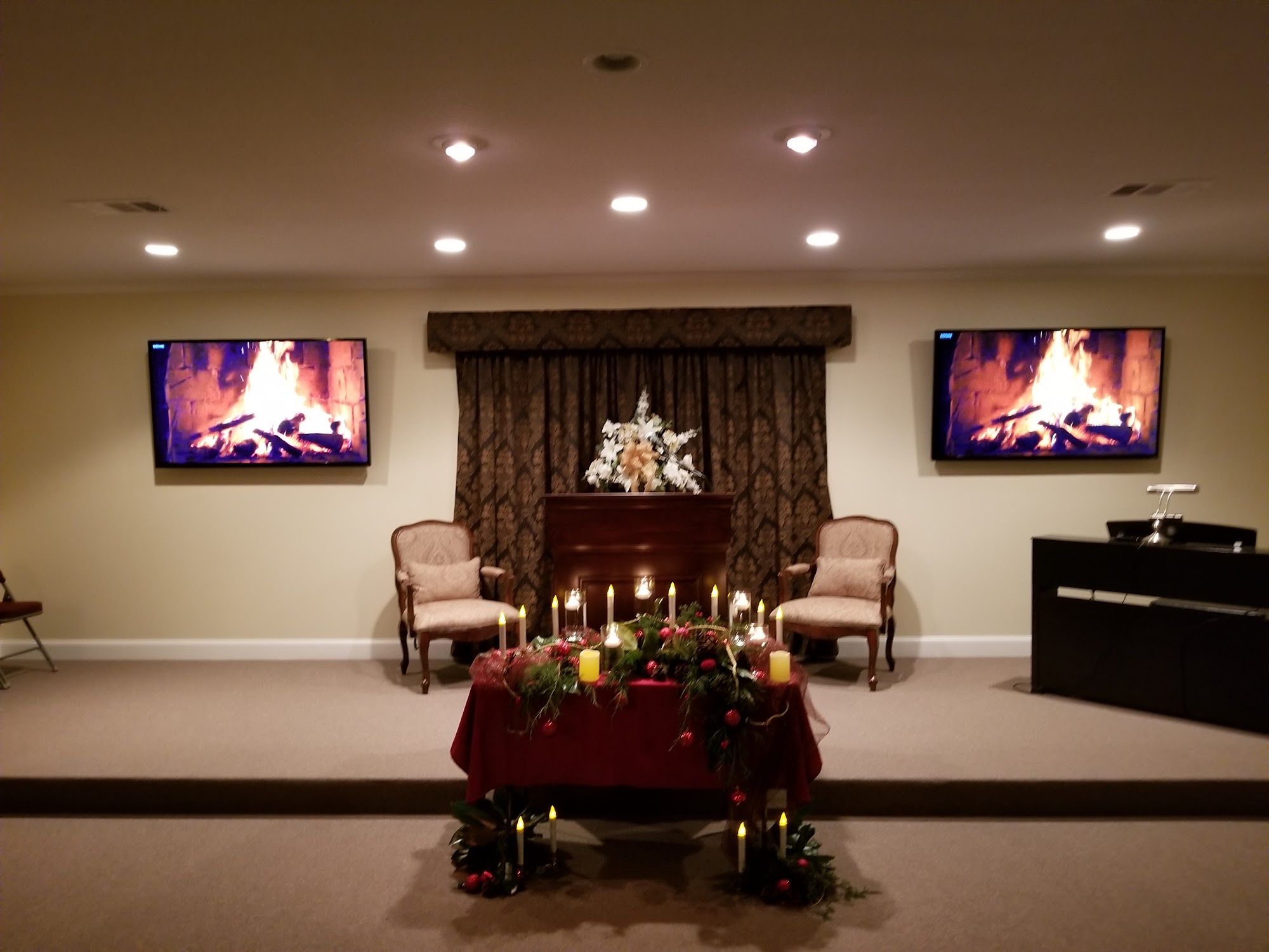 COILE AND HALL FUNERAL DIRECTORS - Hartwell GA - Hours, Directions ...