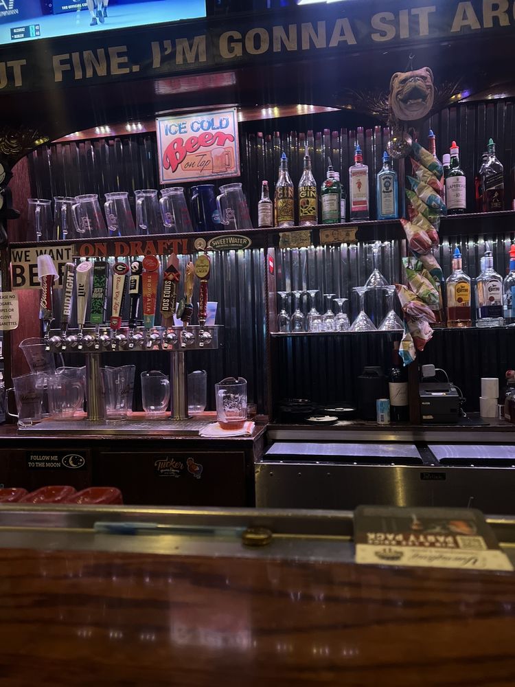 MoonShadow Tavern, Tucker - Menu, Reviews (176), Photos (40) - Restaurantji