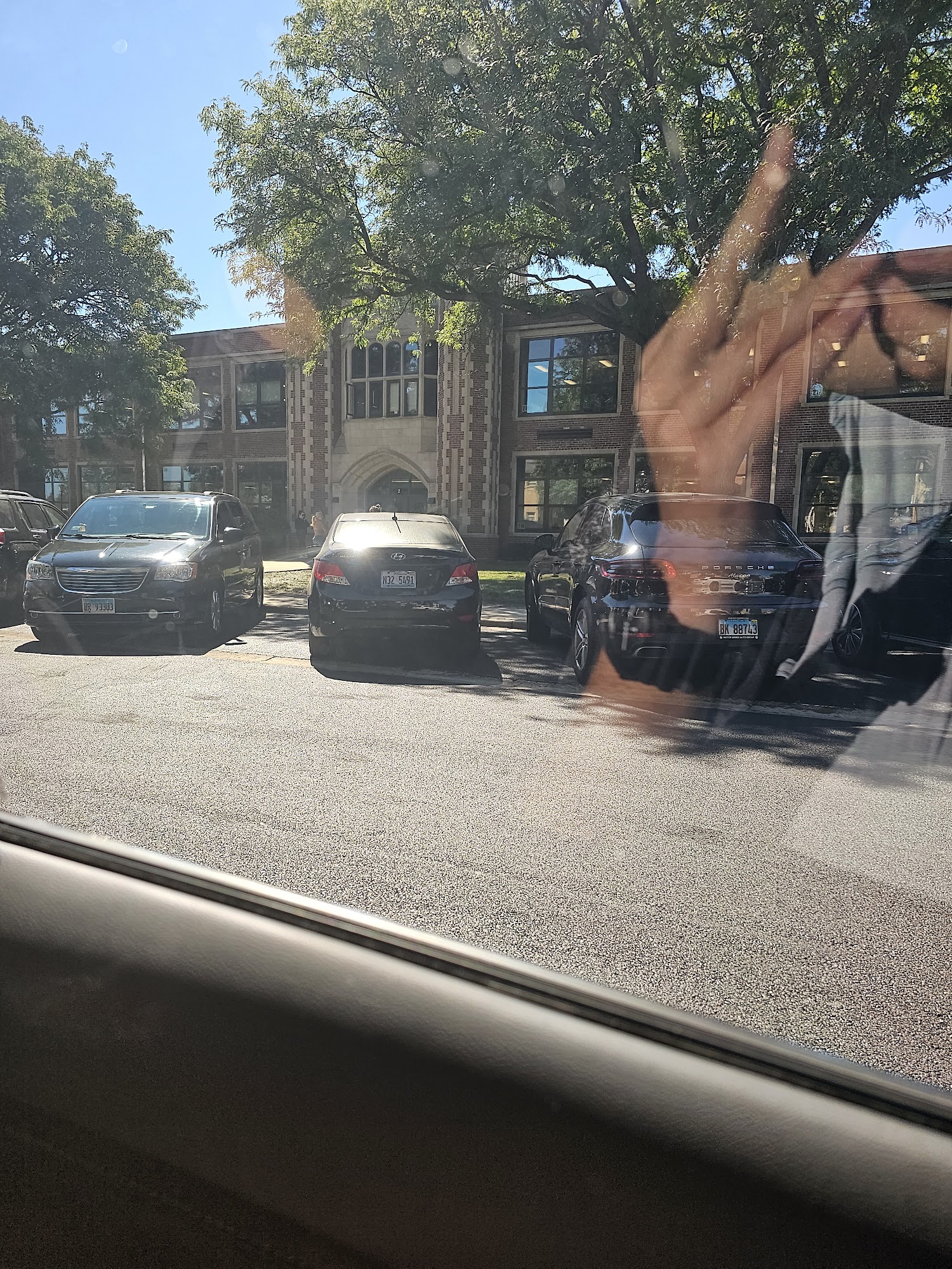 ESSENDANT - CORPORATE OFFICE - Deerfield IL - Hours, Directions ...