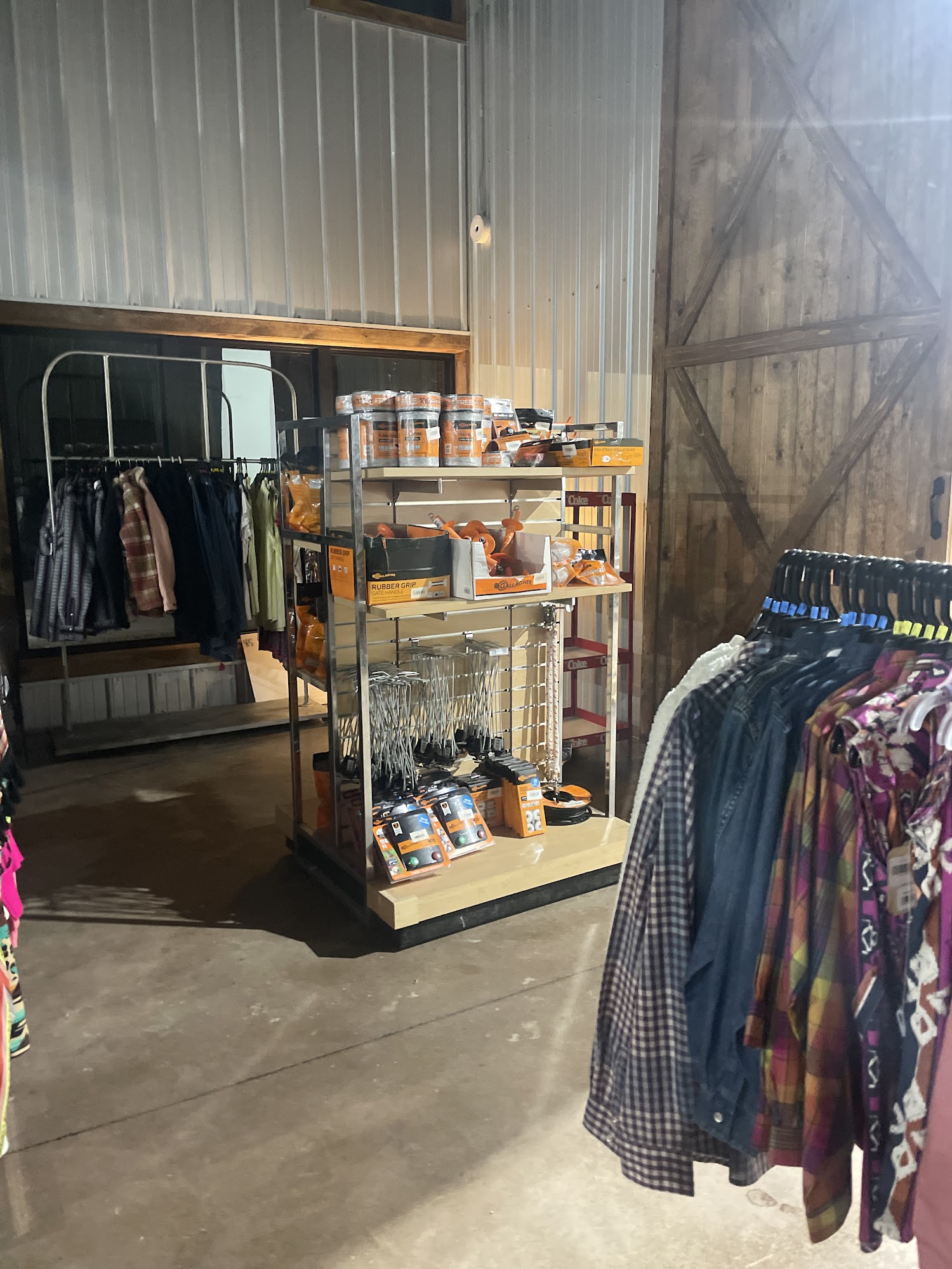 IRON SADDLE RANCH - Salem IL - Hours, Directions, Reviews - Loc8NearMe