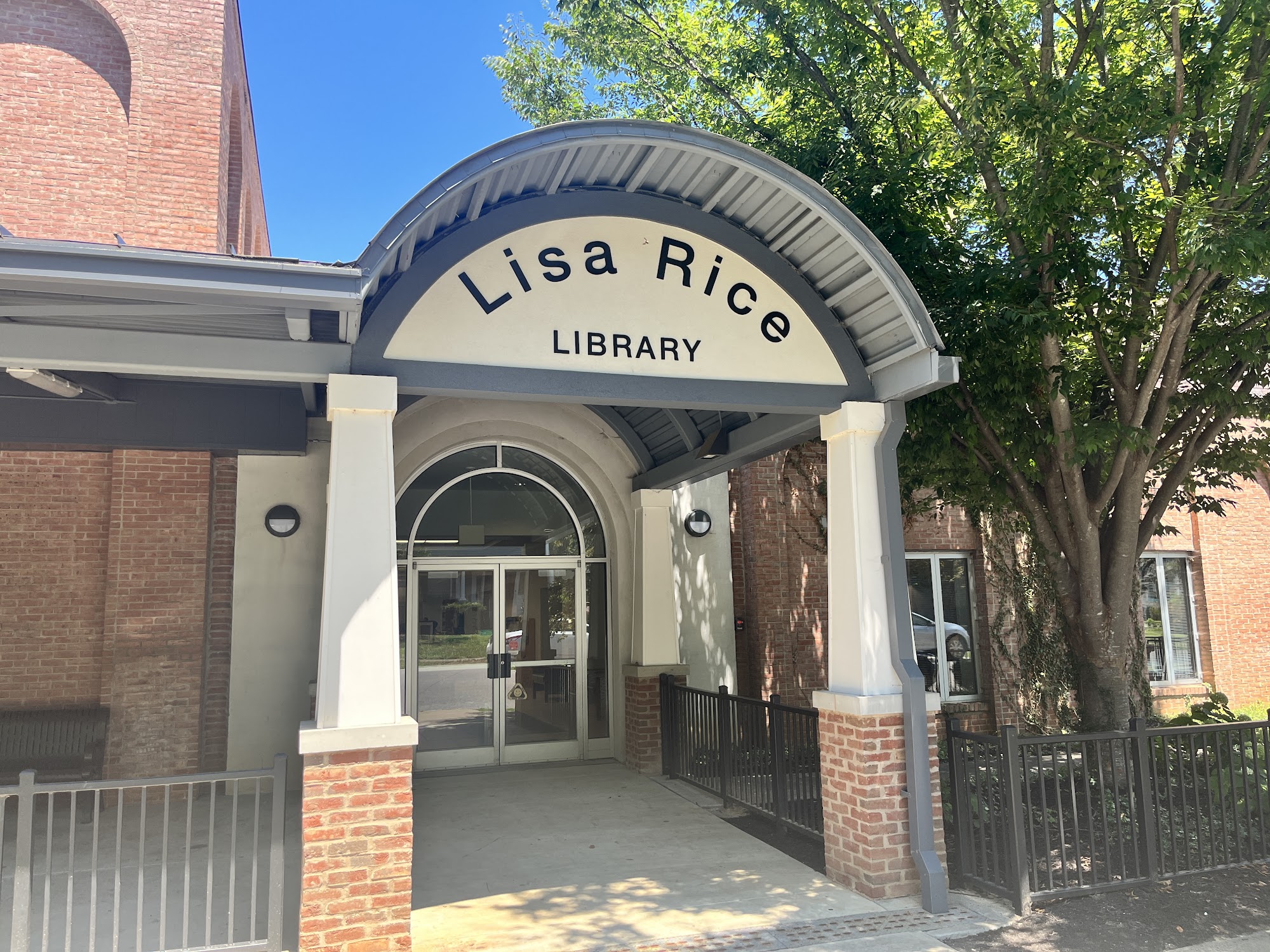 WARREN COUNTY PUBLIC LIBRARY - LISA RICE LIBRARY - Bowling Green KY ...