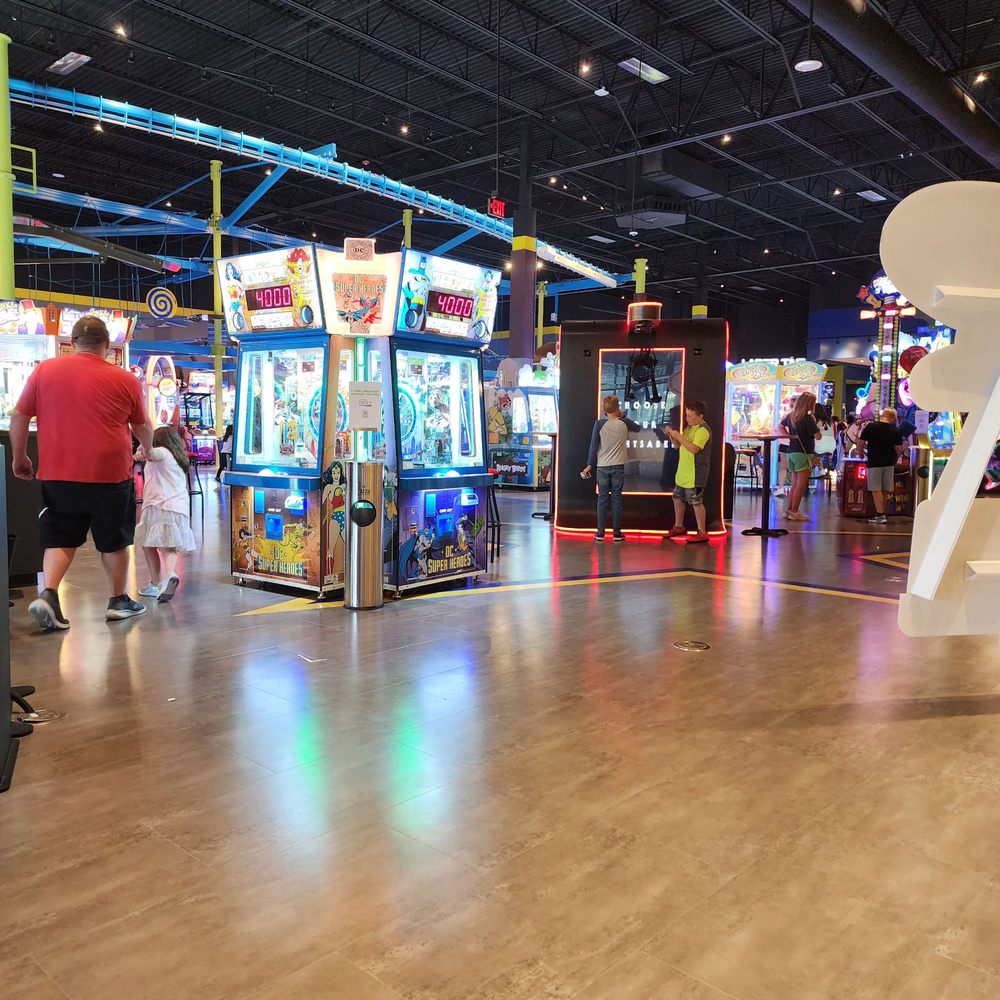 MAIN EVENT LEXINGTON - Lexington KY - Hours, Directions, Reviews ...