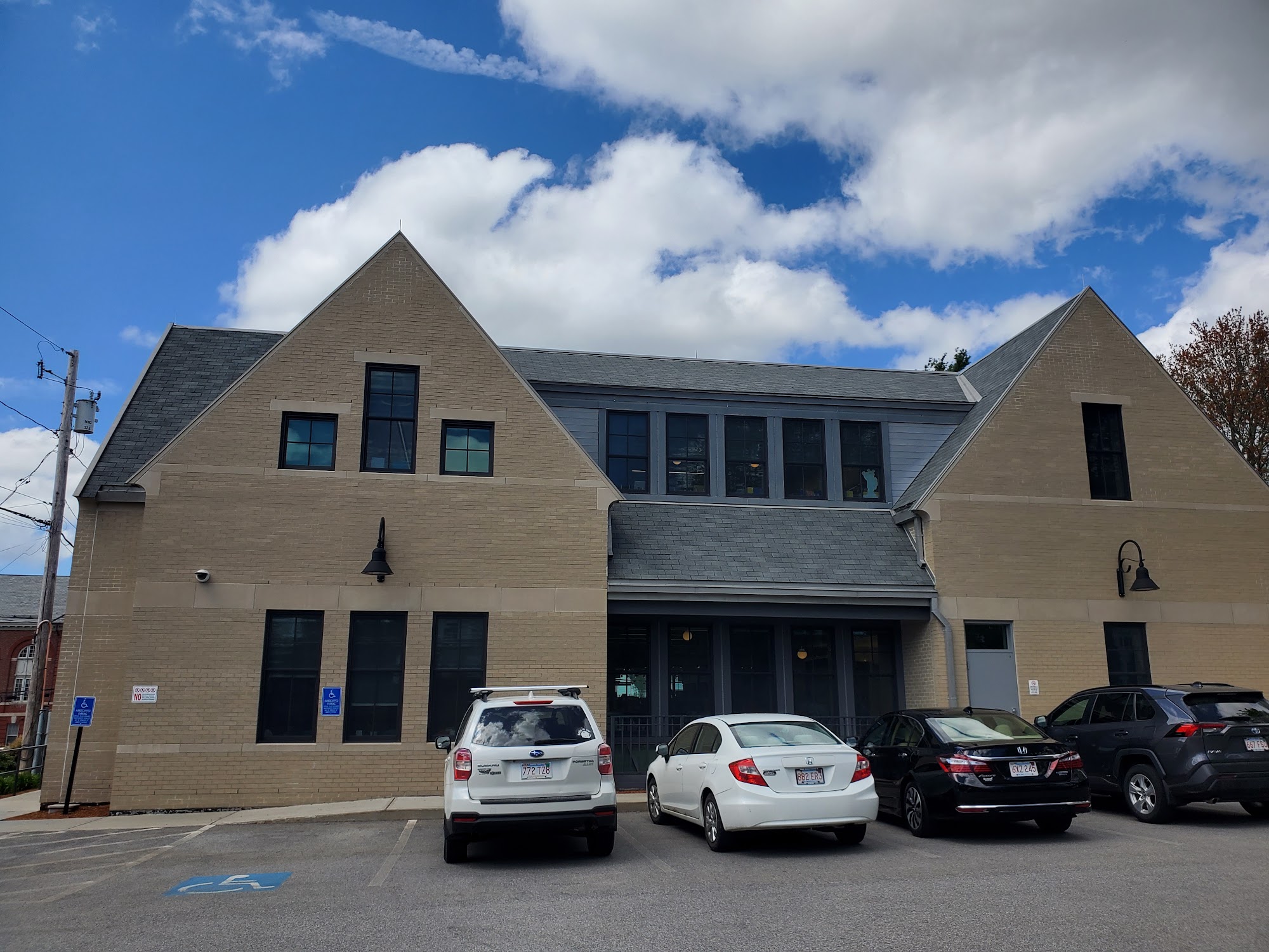 HOPKINTON PUBLIC LIBRARY - Hopkinton MA - Hours, Directions, Reviews ...