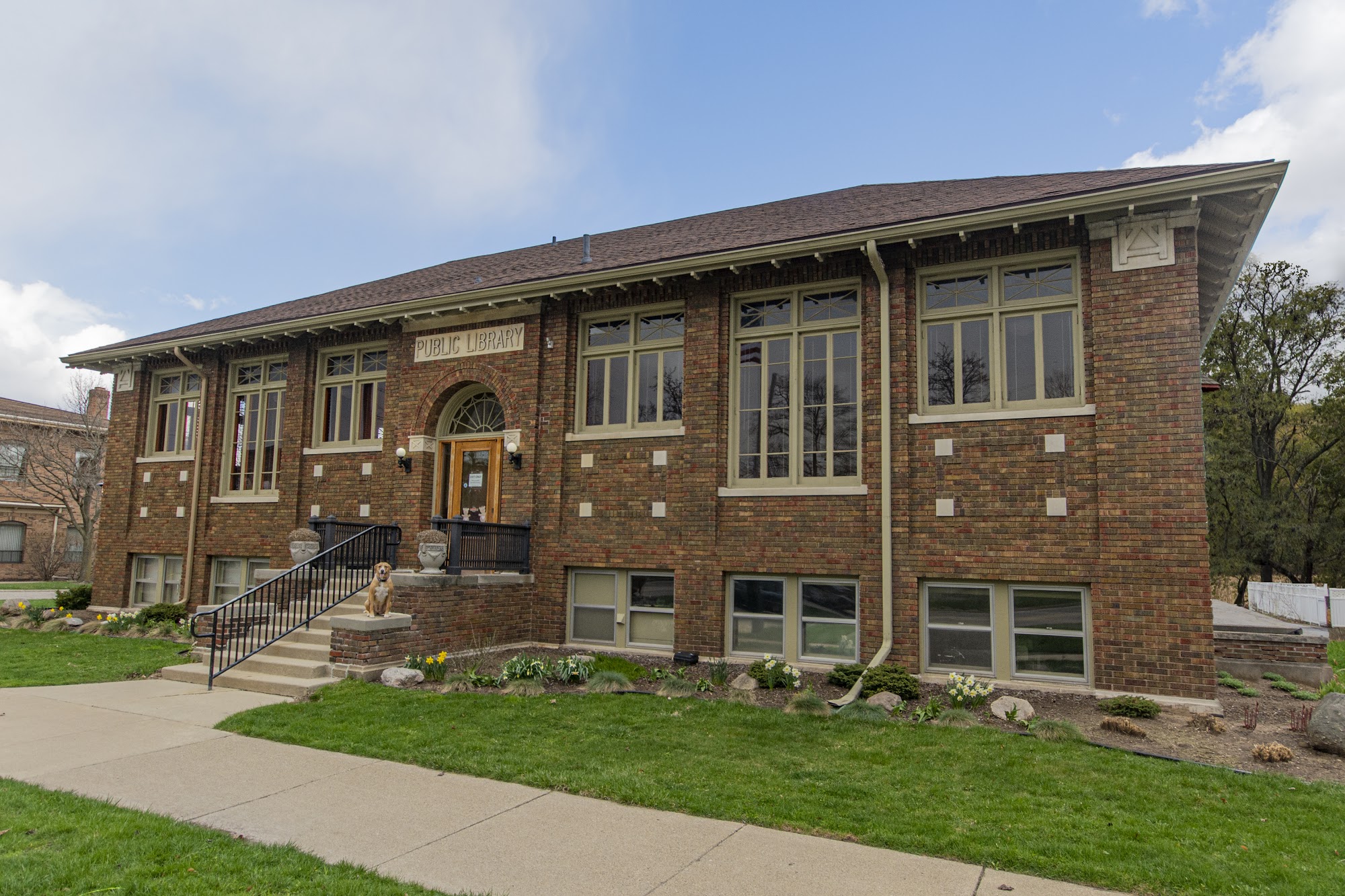 ALBION DISTRICT LIBRARY - Albion MI - Hours, Directions, Reviews ...