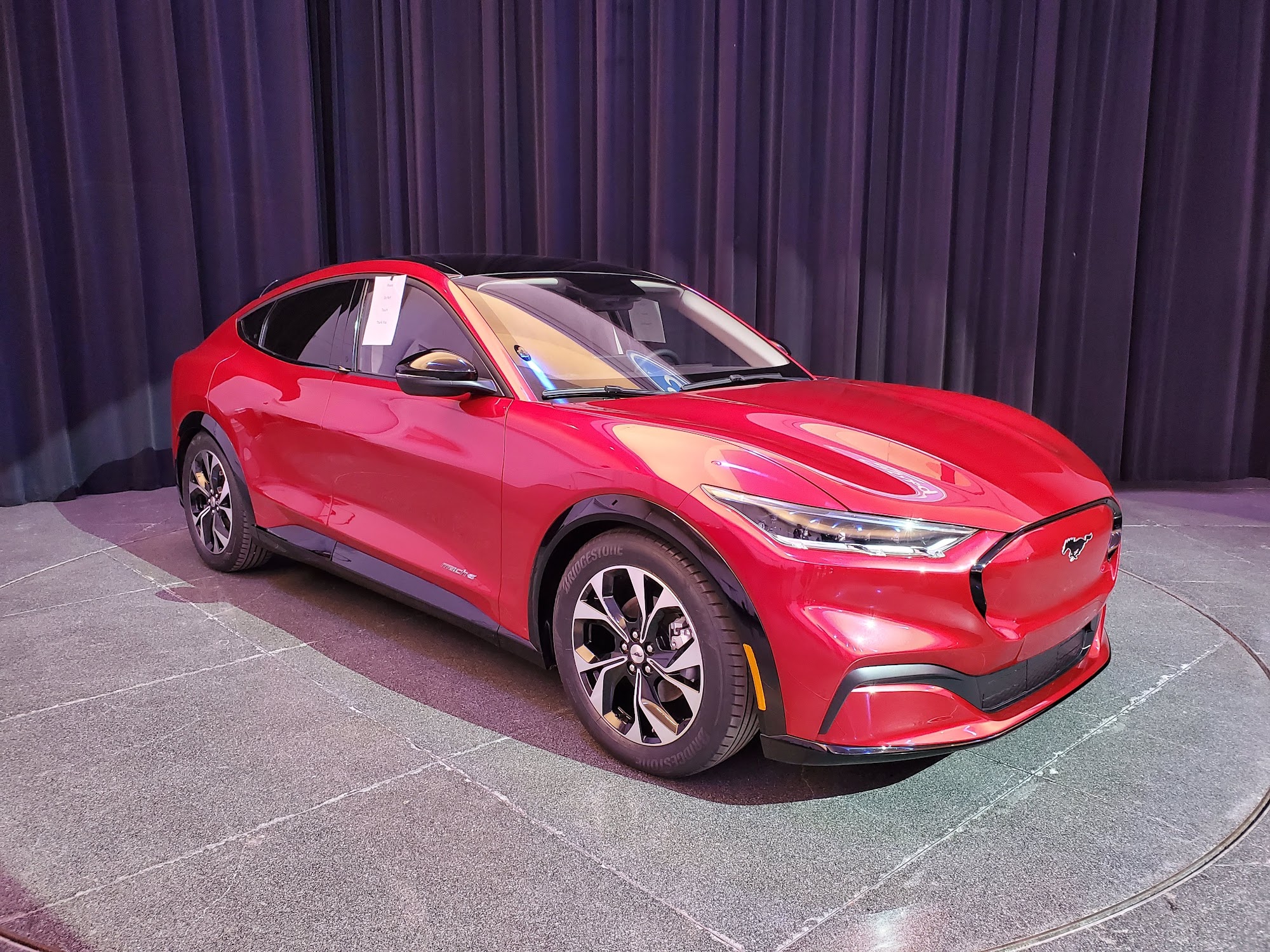 FORD PRODUCT DEVELOPMENT CENTER - Dearborn MI - Hours, Directions ...