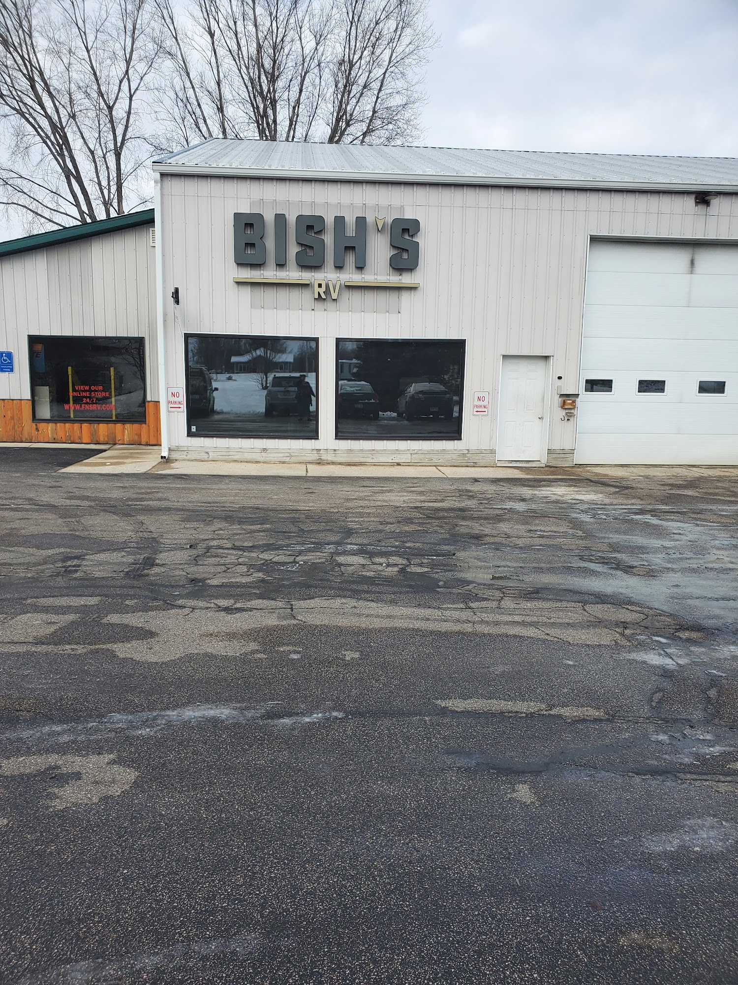 BISH'S RV OF LUDINGTON - Ludington MI - Hours, Directions, Reviews ...