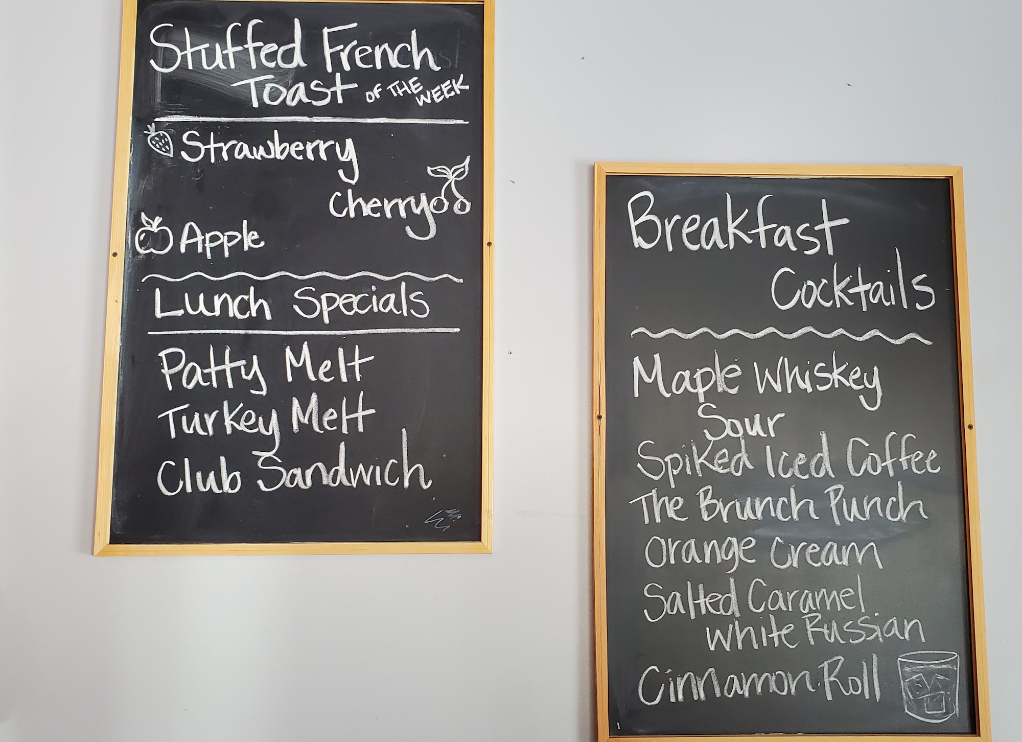 The Broken Egg Breakfast, Muskegon - Menu, Reviews (34), Photos (16 ...