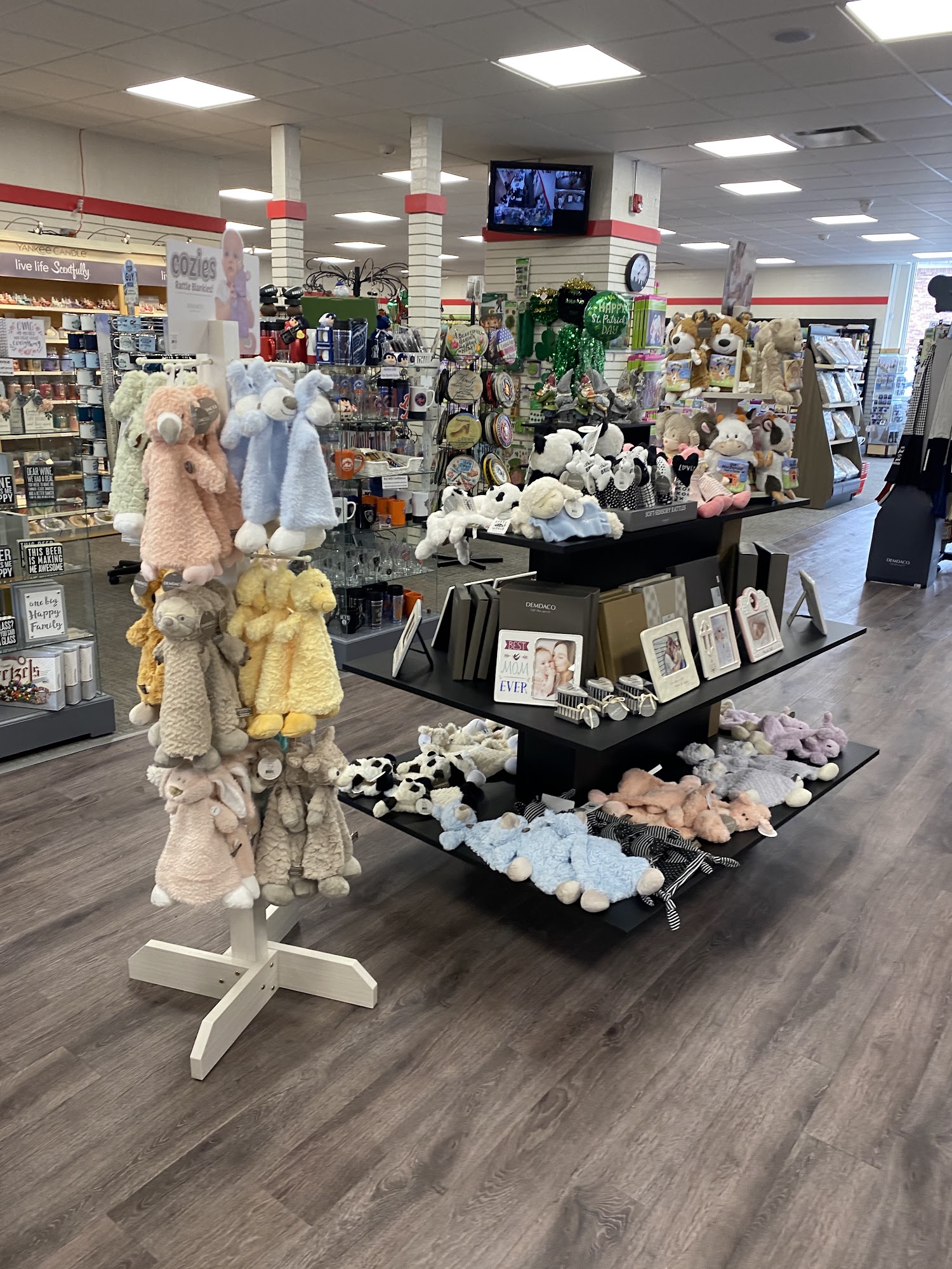 CLARK CARDSMART - Clark NJ - Hours, Directions, Reviews - Loc8NearMe