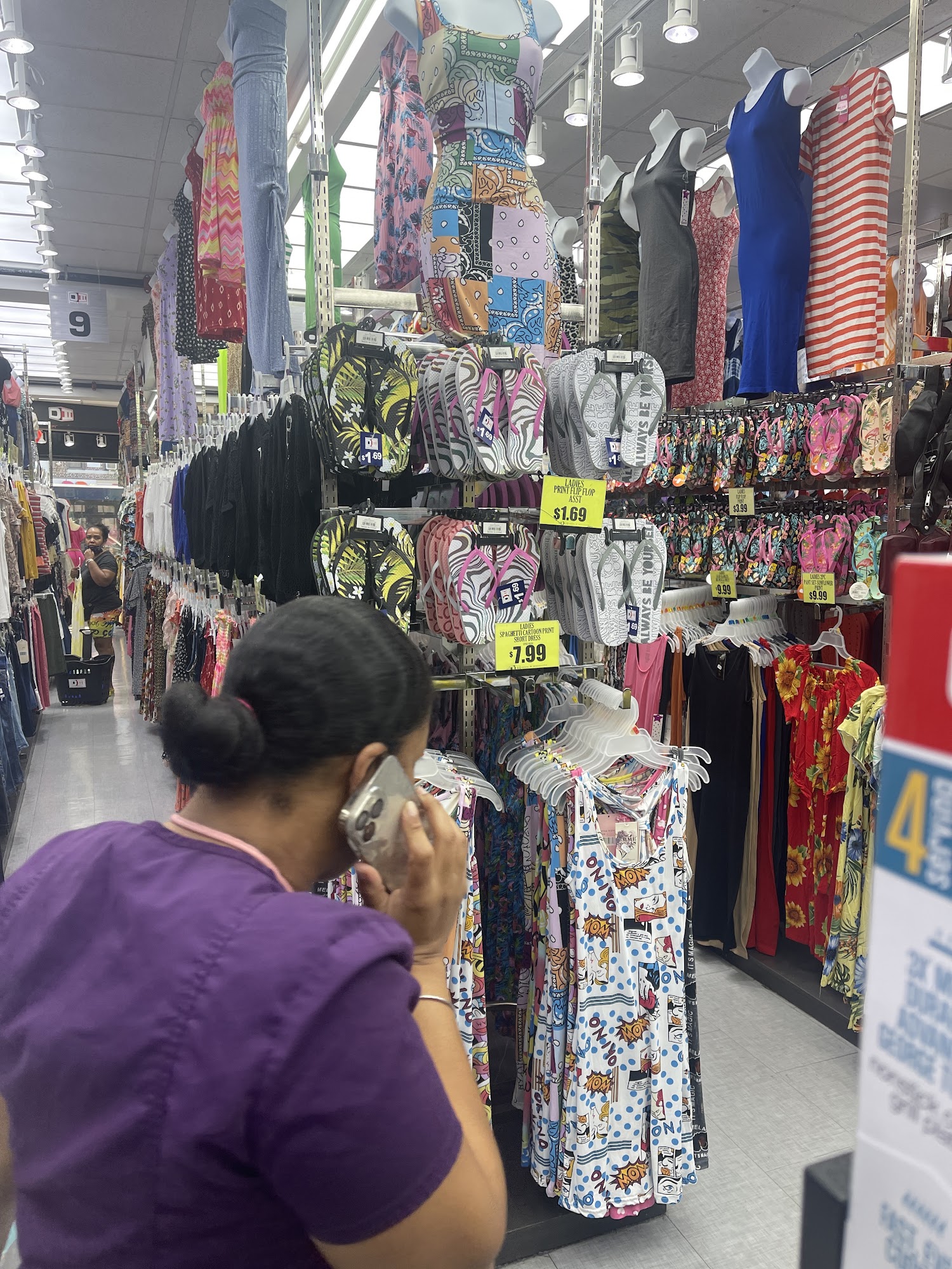 DII DEALS & DISCOUNTS - Brooklyn NY - Hours, Directions, Reviews ...