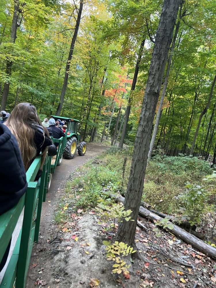 MAPLESIDE FARMS - Brunswick OH - Hours, Directions, Reviews - Loc8NearMe