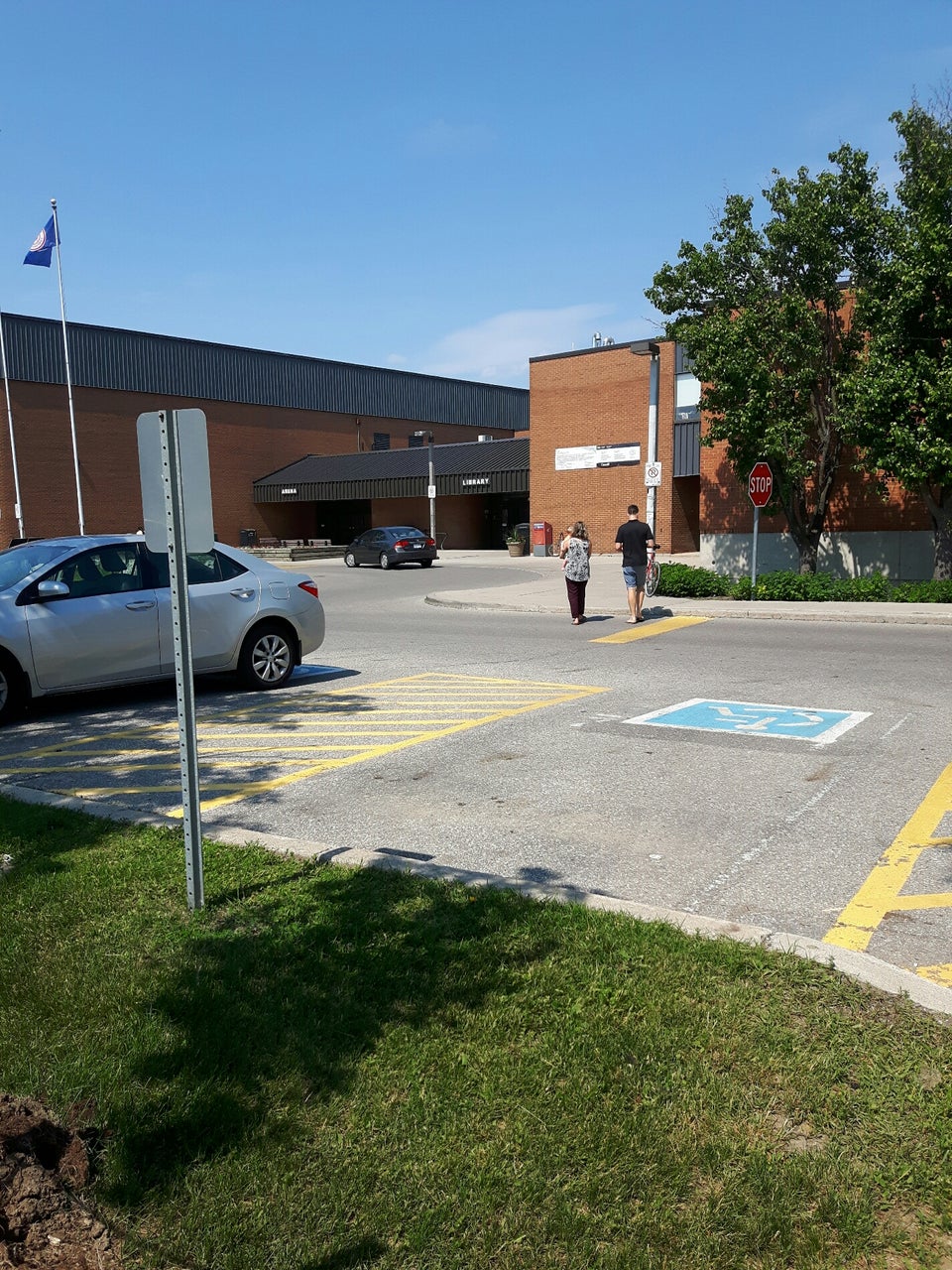THORNHILL COMMUNITY CENTRE - Thornhill ON - Hours, Directions, Reviews ...