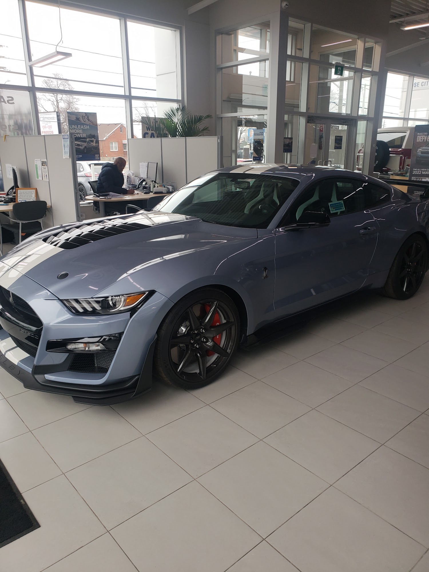 ROSE CITY FORD SALES - Windsor ON - Hours, Directions, Reviews - Loc8NearMe