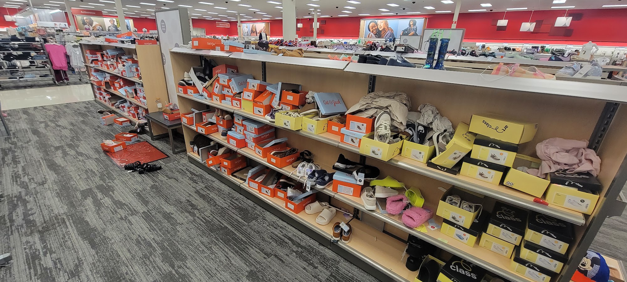 TARGET - 4575 W 11th Ave, Eugene OR - Hours, Directions, Reviews ...