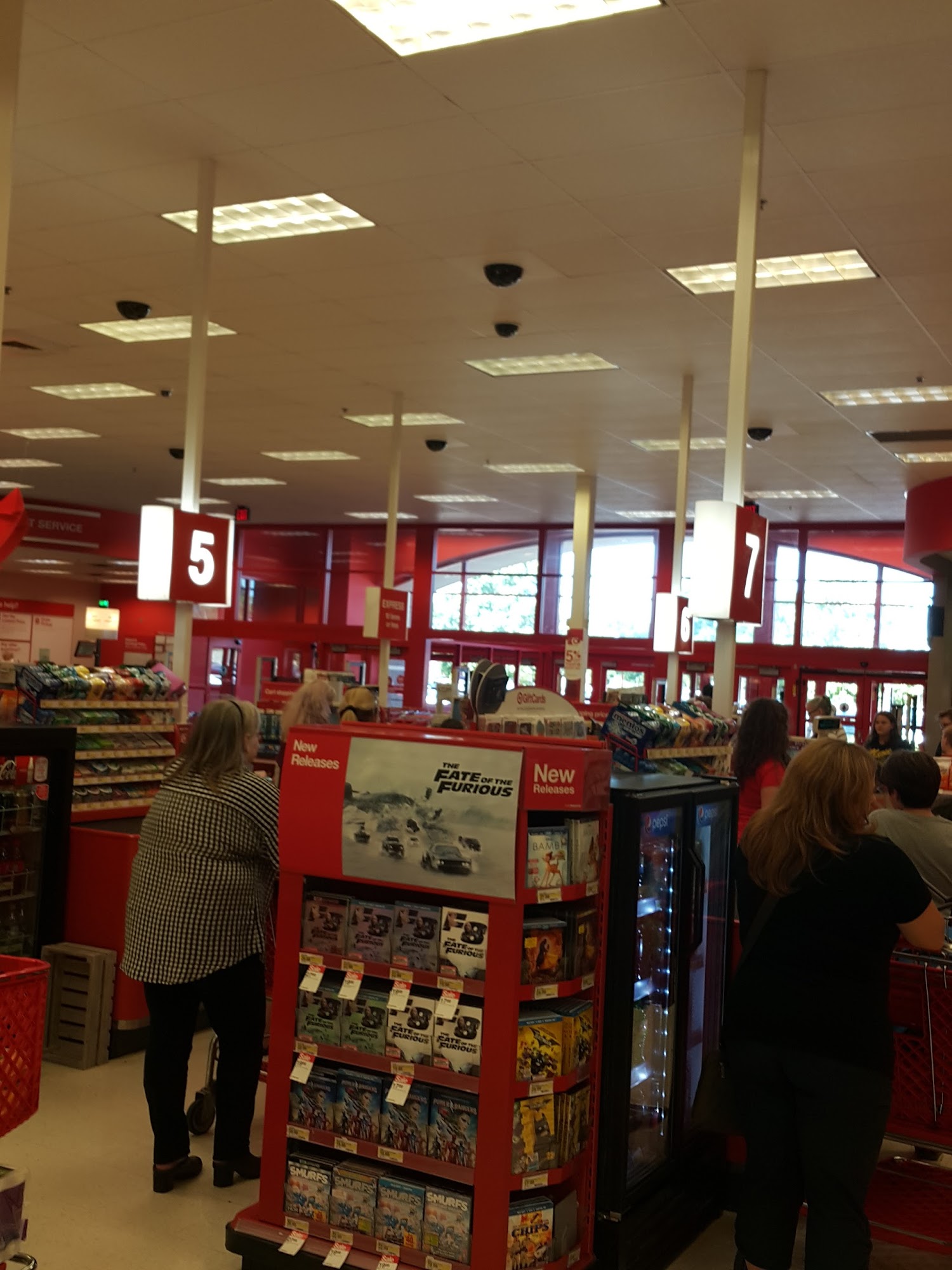 TARGET - 4575 W 11th Ave, Eugene OR - Hours, Directions, Reviews ...