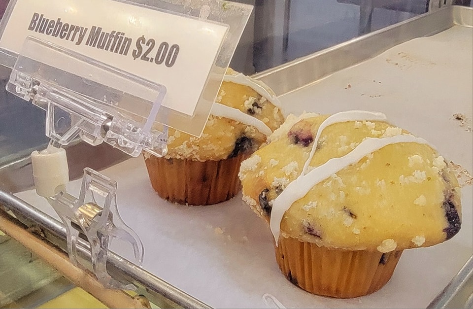 CROSSROADS MARKET & AUCTION - Gratz PA - Hours, Directions, Reviews ...