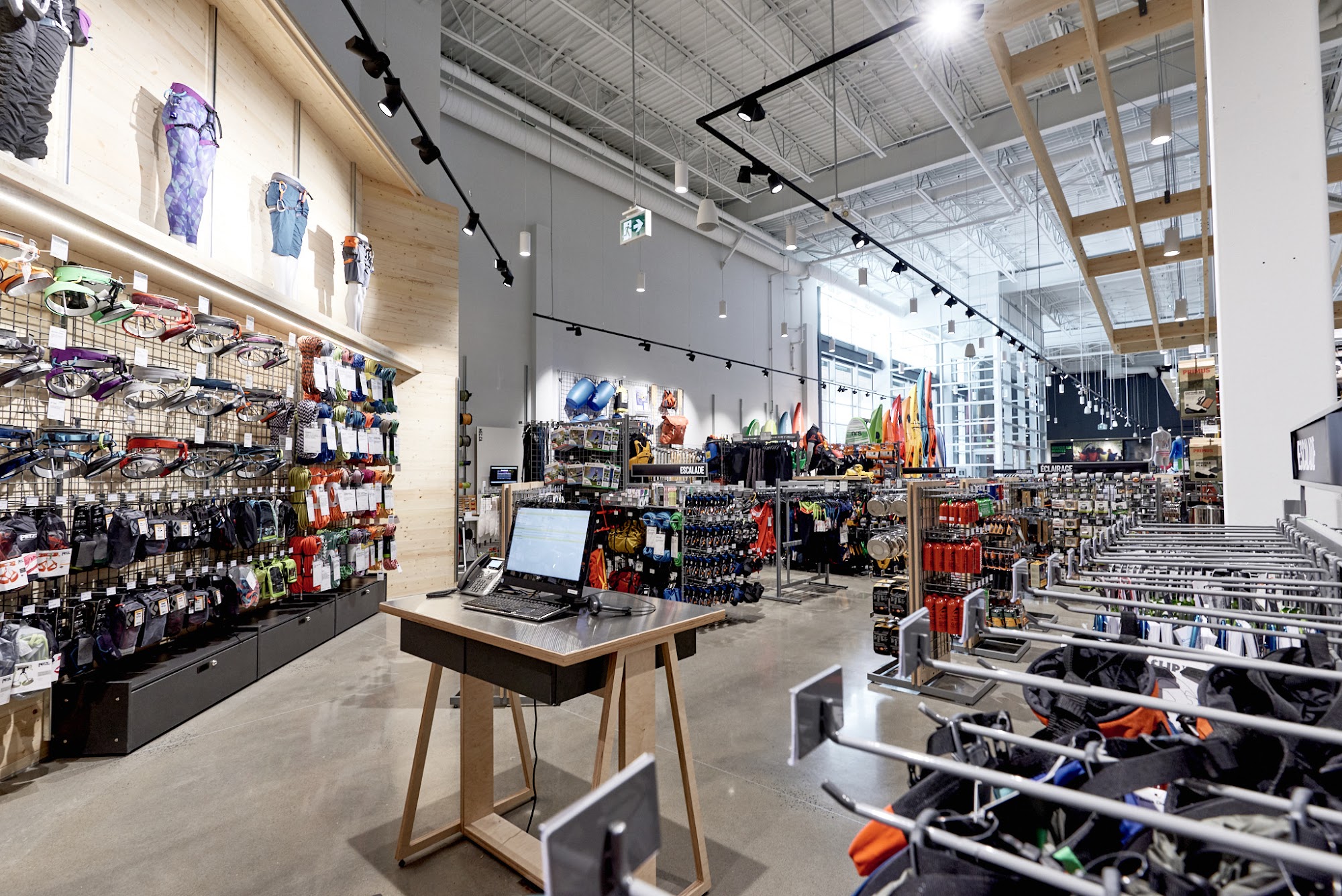 MEC QUEBEC CITY - Quebec QC - Hours, Directions, Reviews - Loc8NearMe