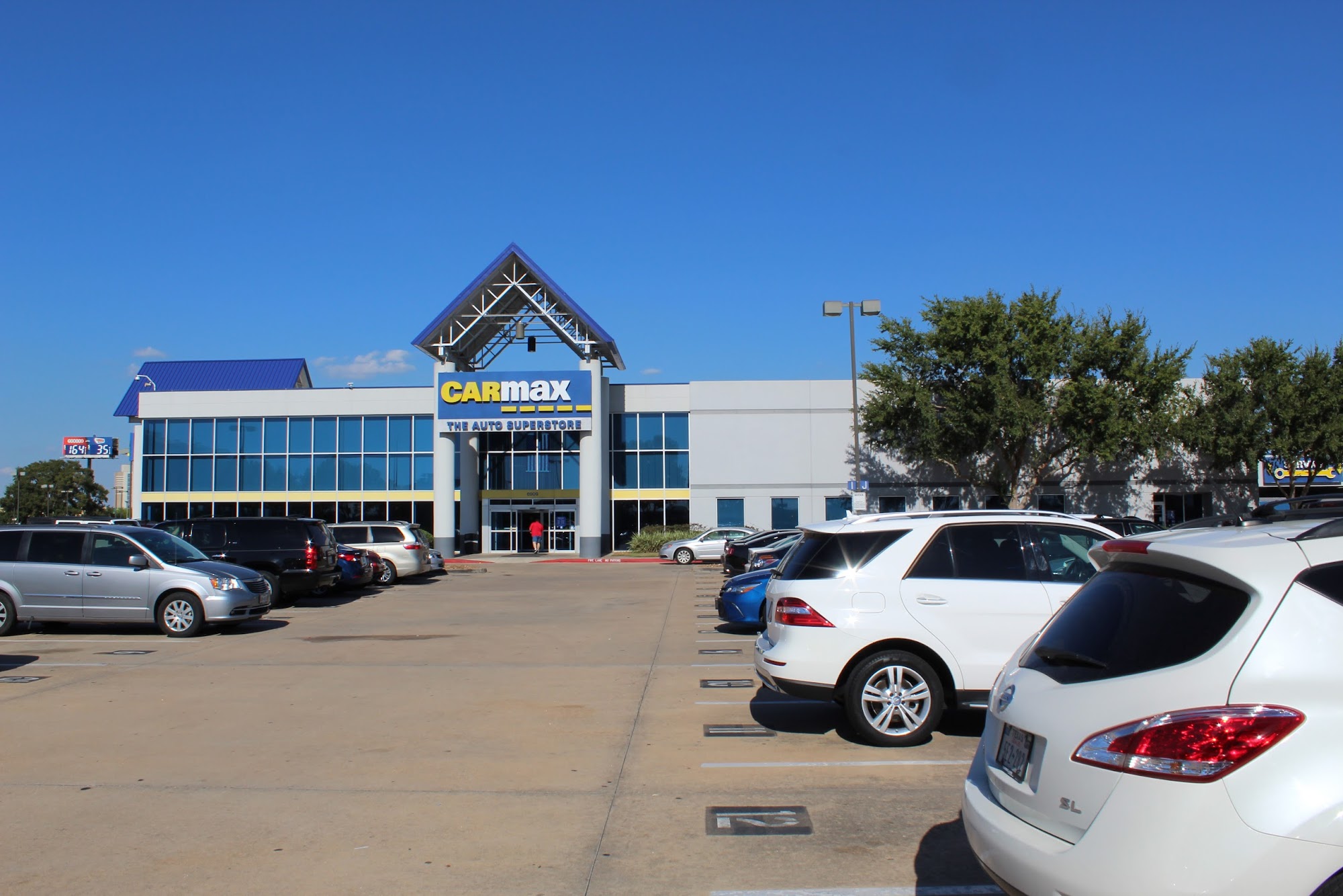 CARMAX - 6909 Southwest Fwy, Houston TX - Hours, Directions, Reviews ...