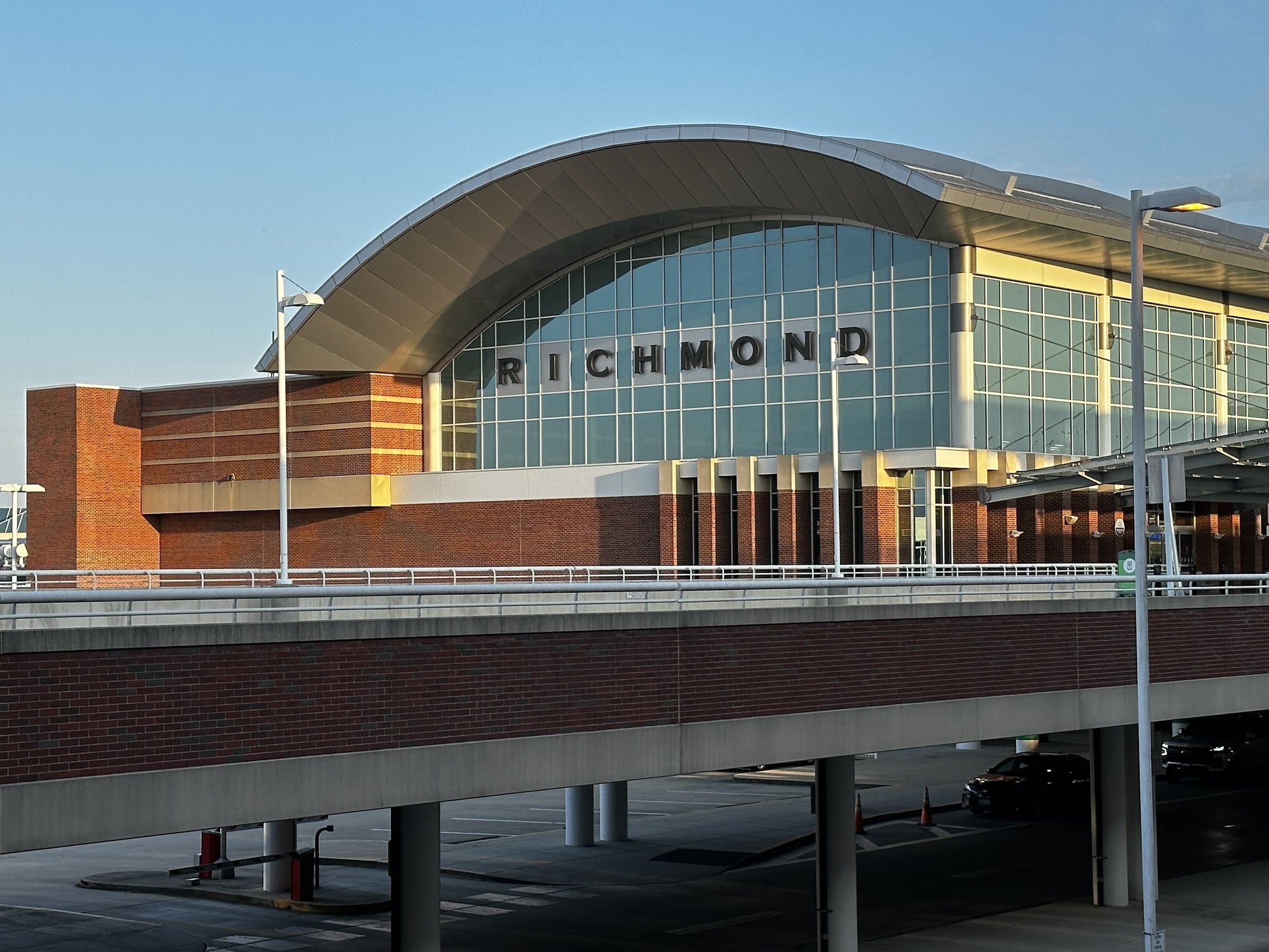 RICHMOND INTERNATIONAL AIRPORT - Richmond VA - Hours, Directions ...