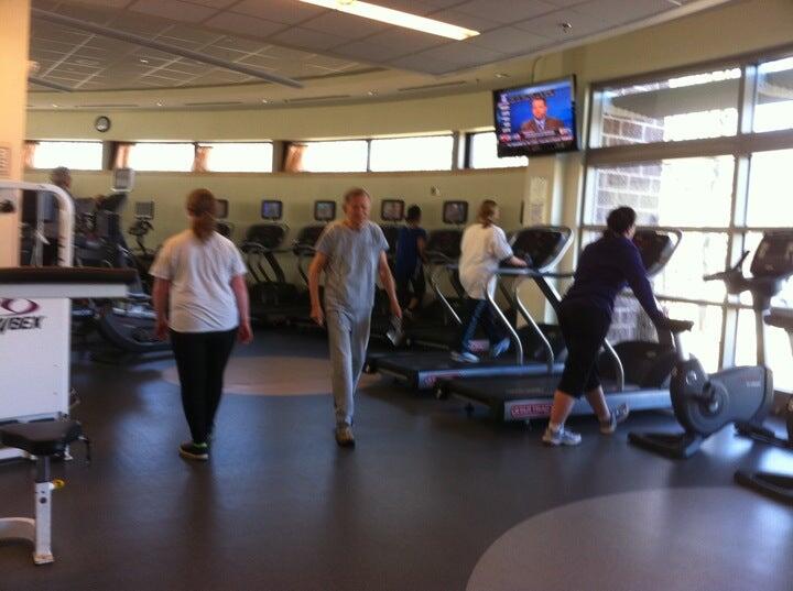 SOUTH RUN REC CENTER - Springfield VA - Hours, Directions, Reviews ...