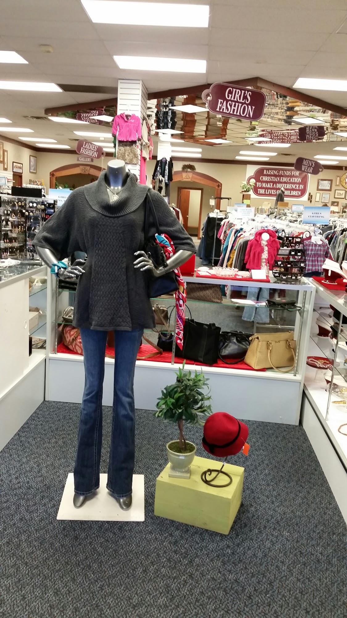 FAIR MARKET THRIFT STORE - Appleton WI - Hours, Directions, Reviews ...